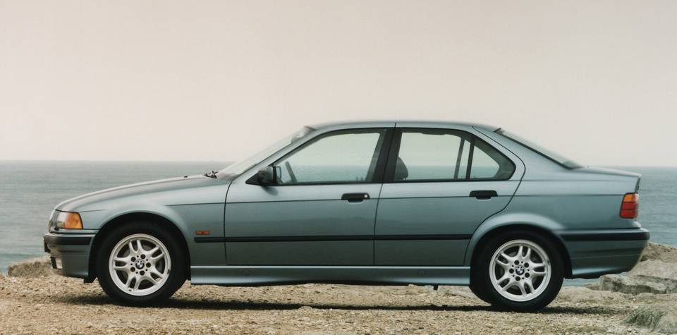 BMW 318i E36 vs Renault 21 TXI, duel de familiales rapides, dès 4 500