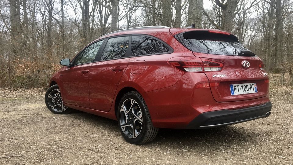 Essai – Hyundai i30 SW (2021) : du coffre et du charme
