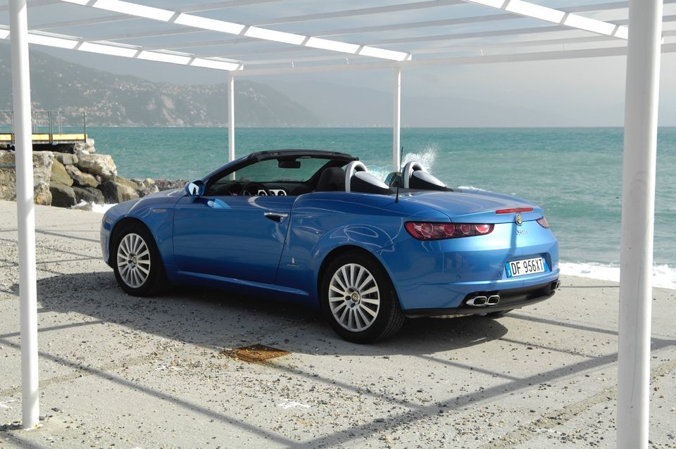 Alfa Romeo Brera/Spider (2005-2012) : une ligne à couper le souffle ...