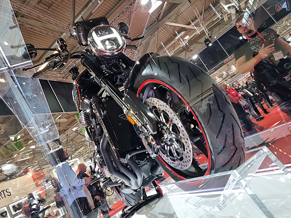 Intermot 2022 : Horex VR6 Raw, série limitée à 99 exemplaires