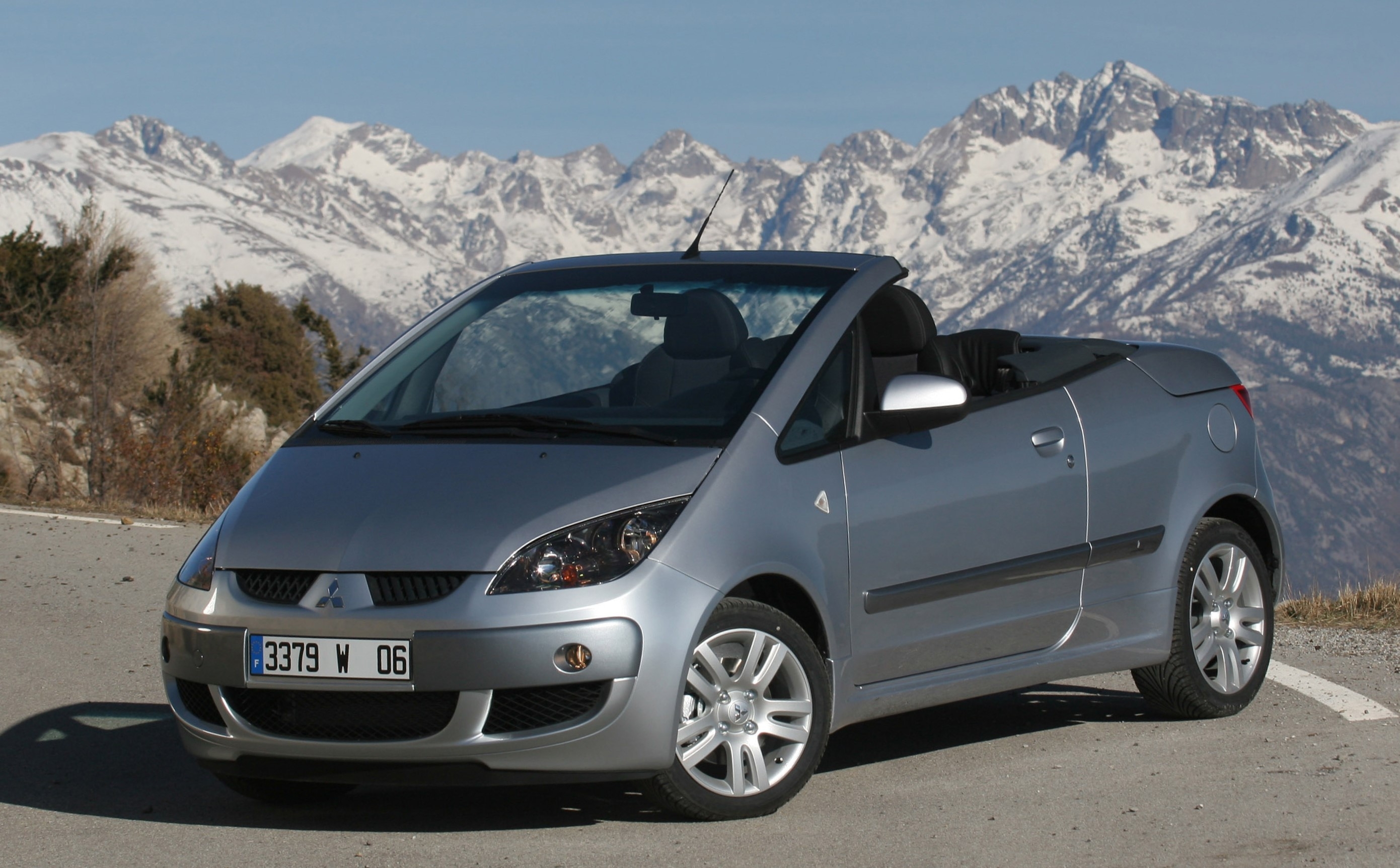 Mitsubishi Colt CZT/Ralliart (2004 – 2011), une petite rageuse à l ...