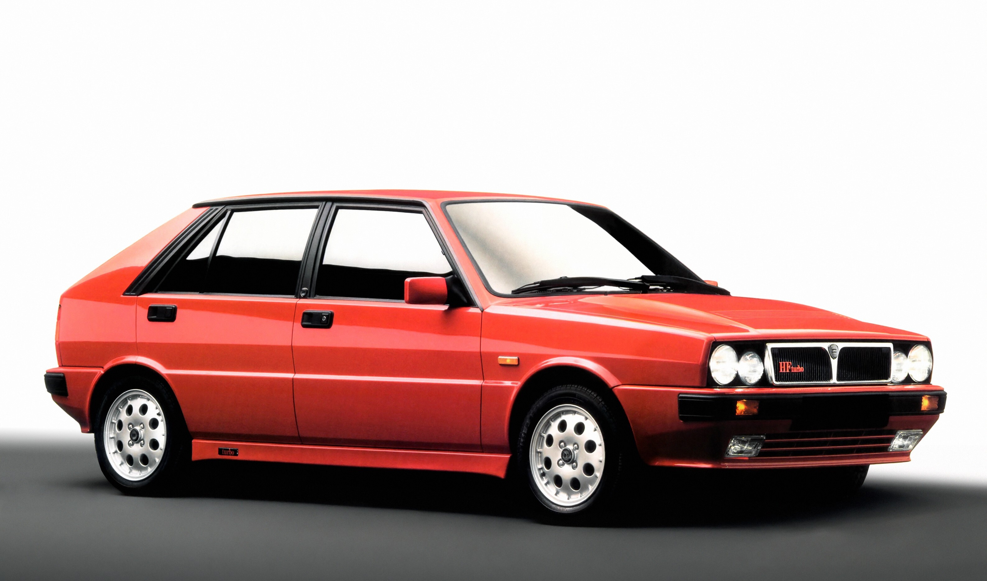 Lancia Delta HF Turbo (1983 – 1993), la bombe chic, dès 8 500