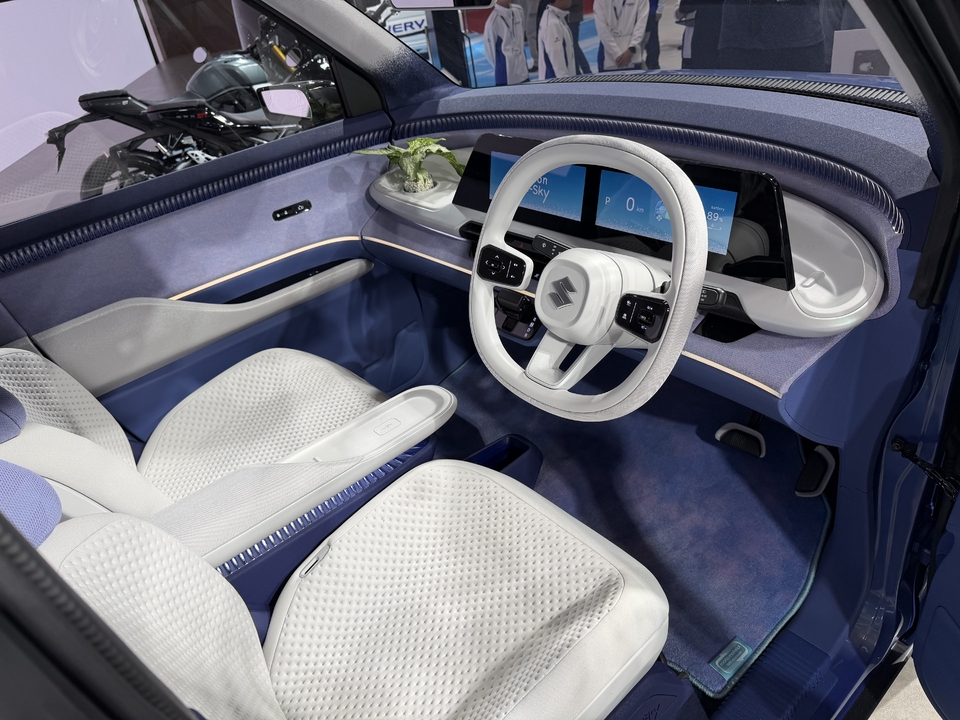 La Suzuki Vision e-Sky a-t-elle de l’avenir chez nous ? - En direct du ...