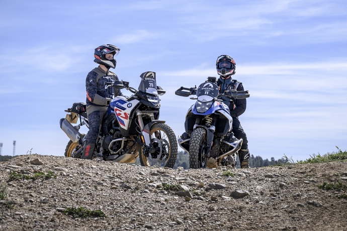 Comparatif off road – BMW R 1300 GS VS BMW F 900 GS : contre toute attente…