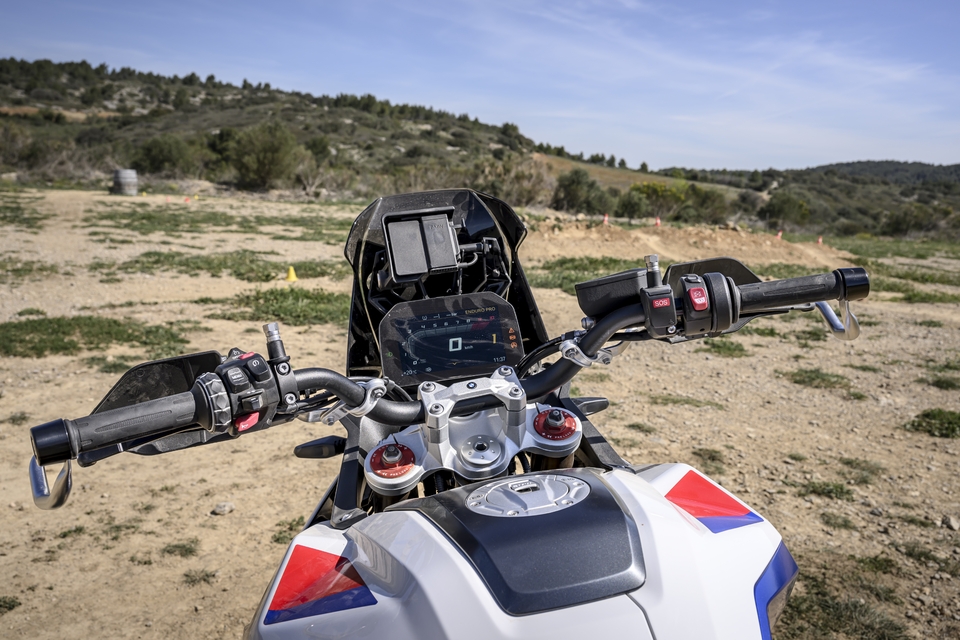 Comparatif off road – BMW R 1300 GS VS BMW F 900 GS : GS ou GS