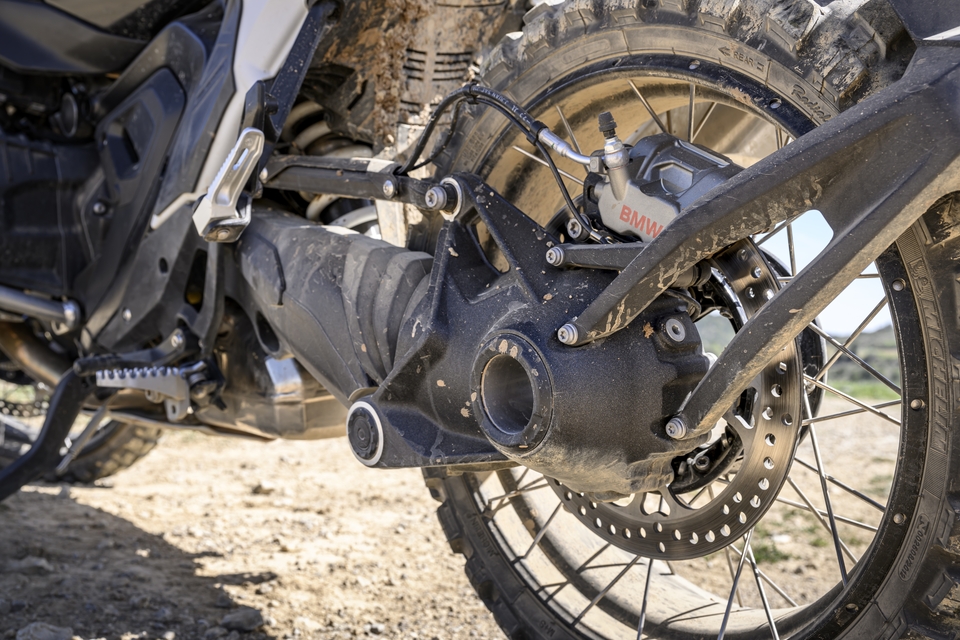 Comparatif off road – BMW R 1300 GS VS BMW F 900 GS : GS ou GS