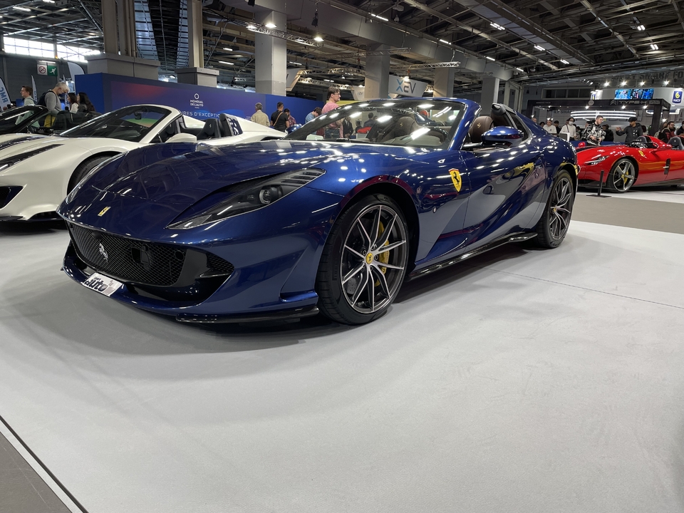 En direct du Mondial : les Ferrari du stand Perce-neige