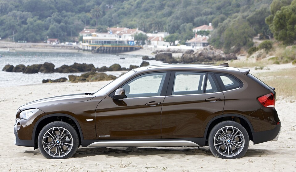 BMW X1 28i (2009 – 2011), le petit SUV au 6-cylindres savoureux, dès 13 000