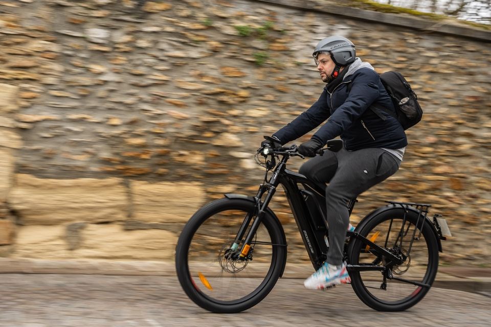 Essai - Moustache Friday 27S Speed Dual : à mi-chemin entre vélo et scooter