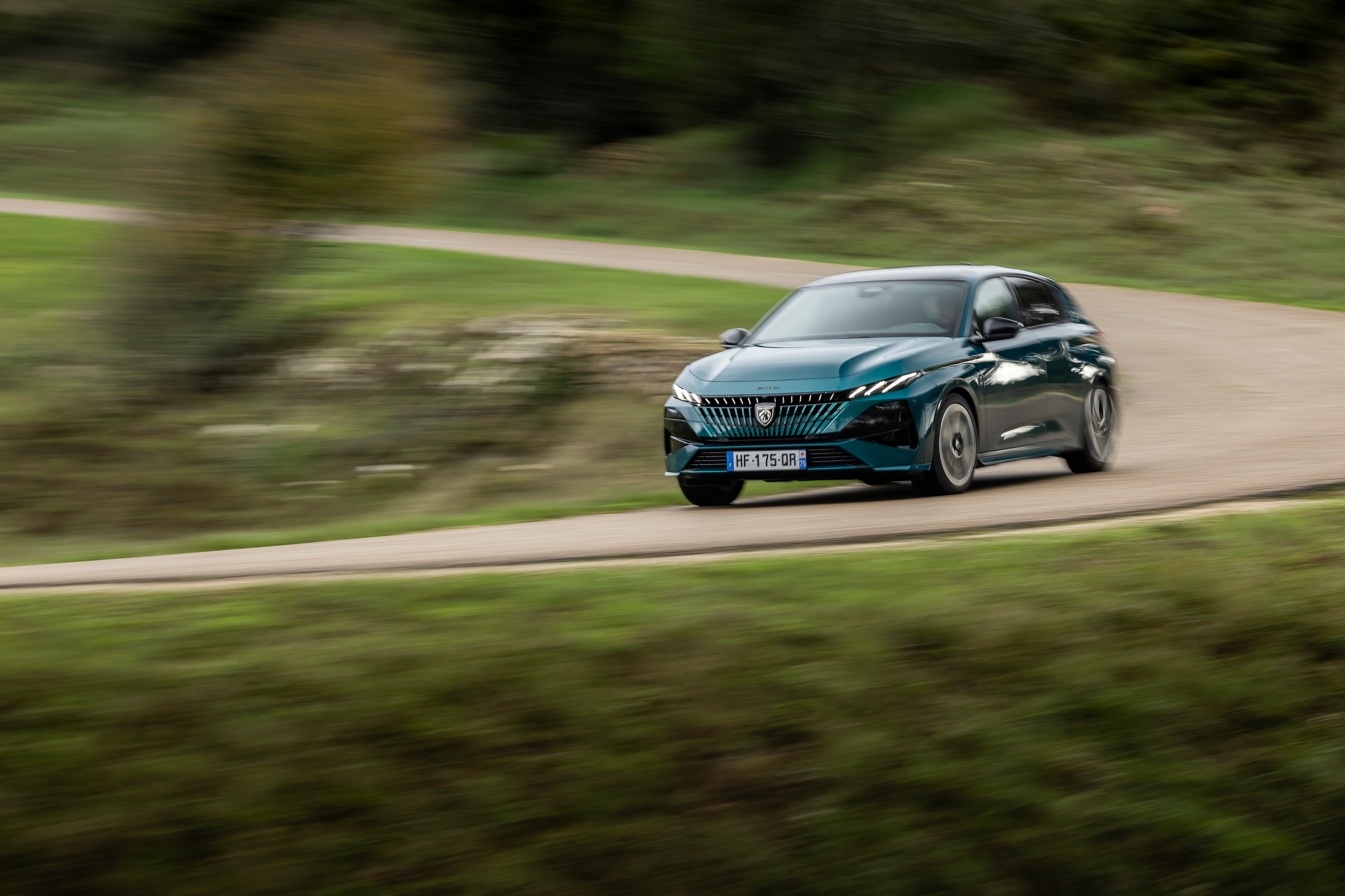 Sur la route, la Peugeot 308 reste toujours aussi agréable à conduire ...
