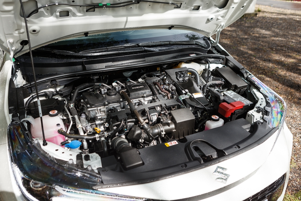 Suzuki Swace : le clone - Salon Caradisiac Electrique/hybride 2021