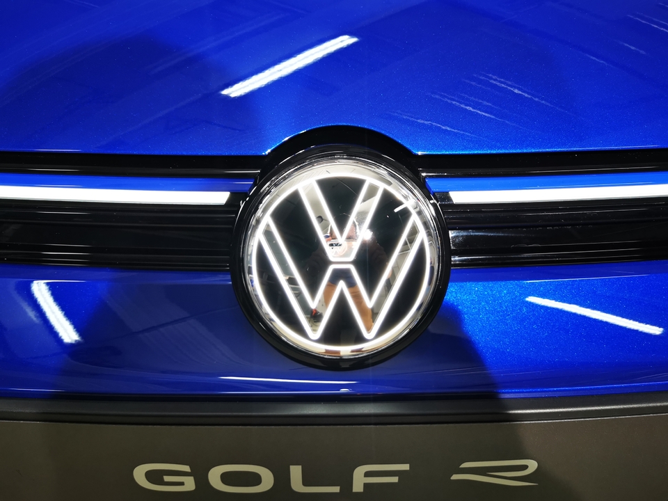 Volkswagen Golf 8 R restylée : 333 ch pour tout le monde mais 51 912 ...