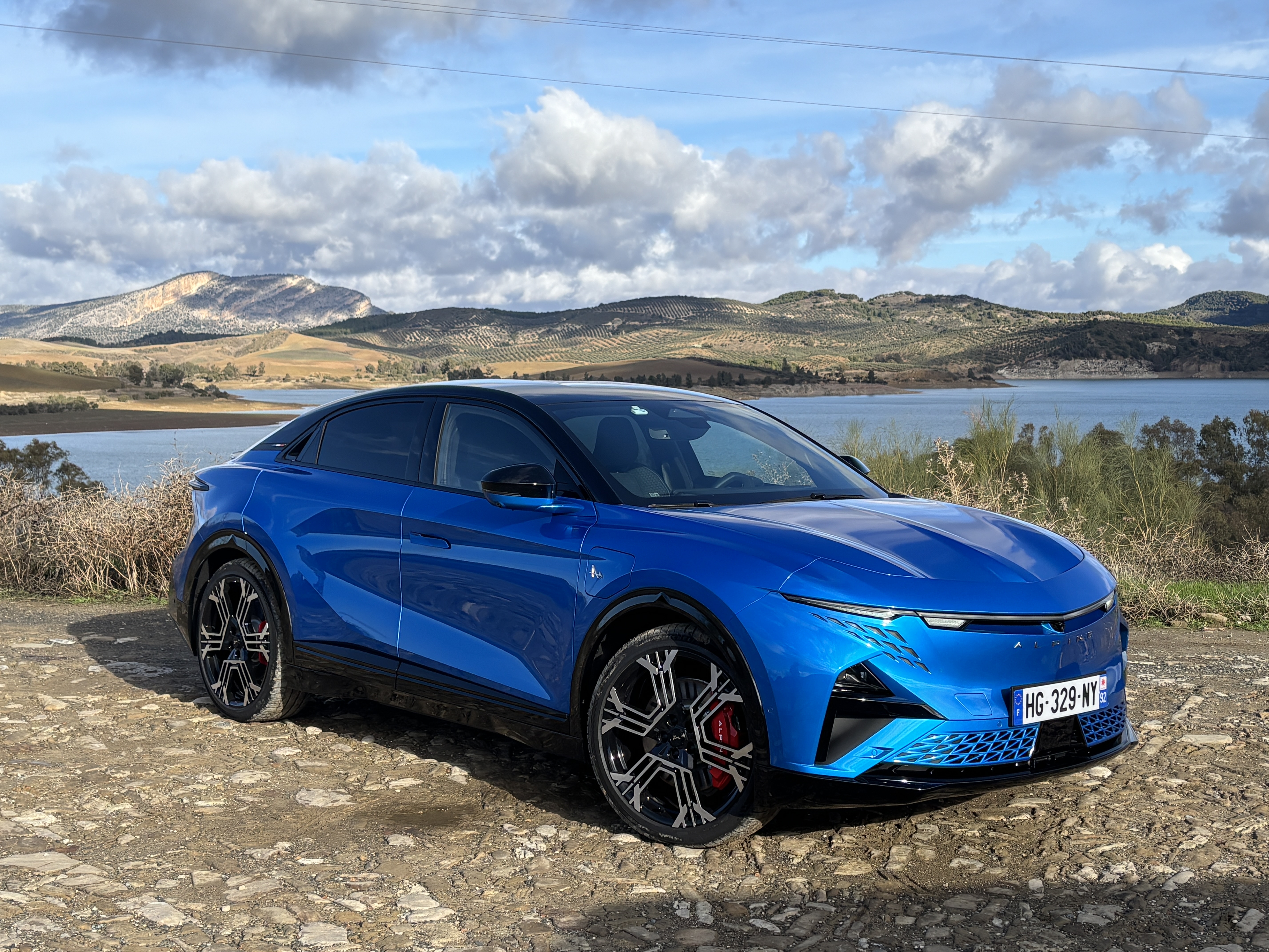 L'Alpine A390 propose un équipement riche - Page 3