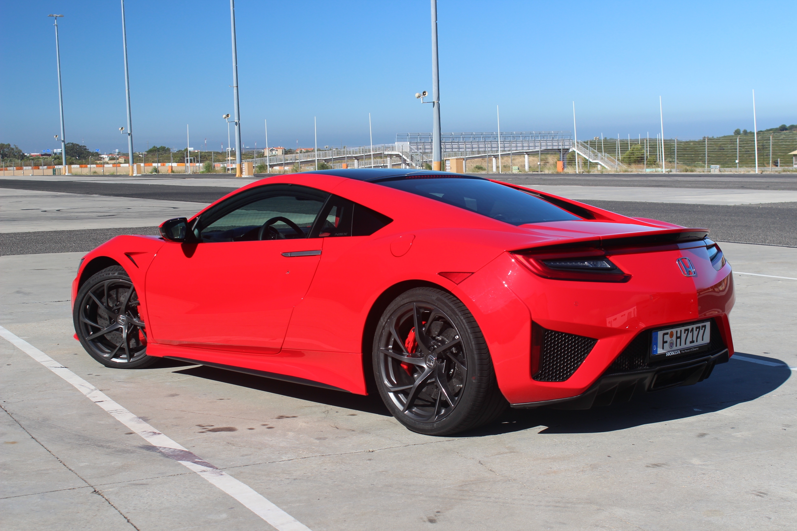 Honda NSX 2 : en avant-première, les photos de l'essai et une vidéo du ...