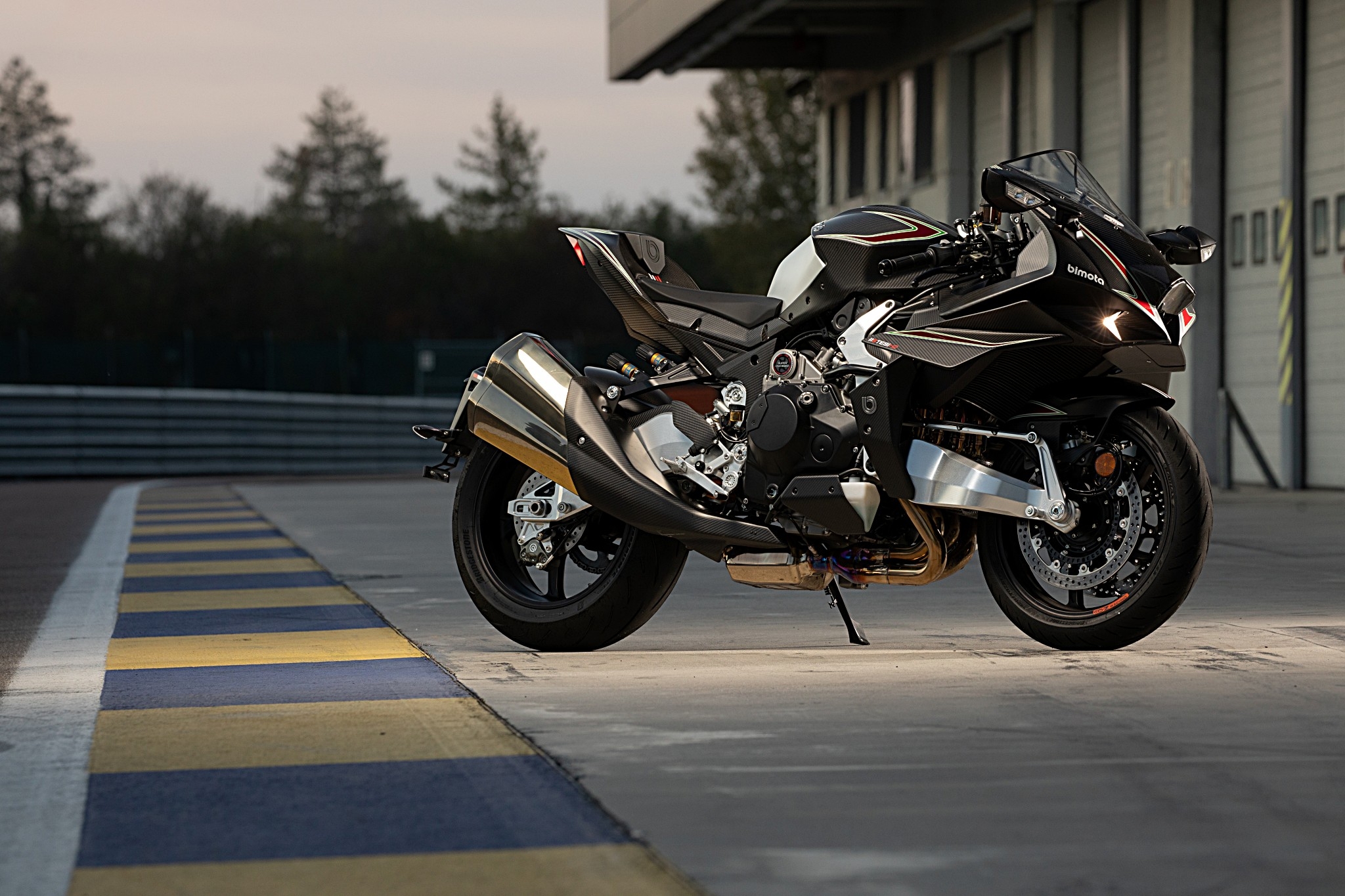 Essai - Bimota Tesi H2 : le H italien qui déchire