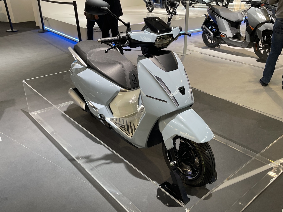 Salon de Milan 2022 - Peugeot Django Evo : style revu en profondeur