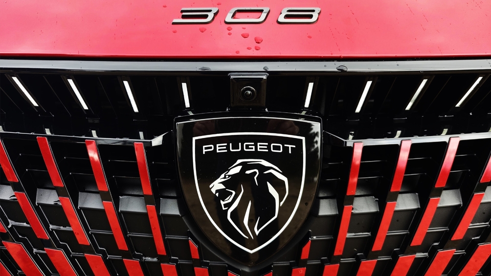 La Peugeot 308 SW restylée coûte plus cher, mais est-elle meilleure ...