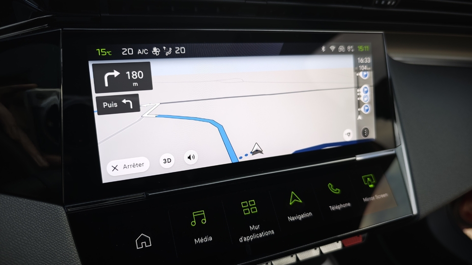 L’équipement de la Peugeot 308 SW restylée s’enrichit sur toutes les ...