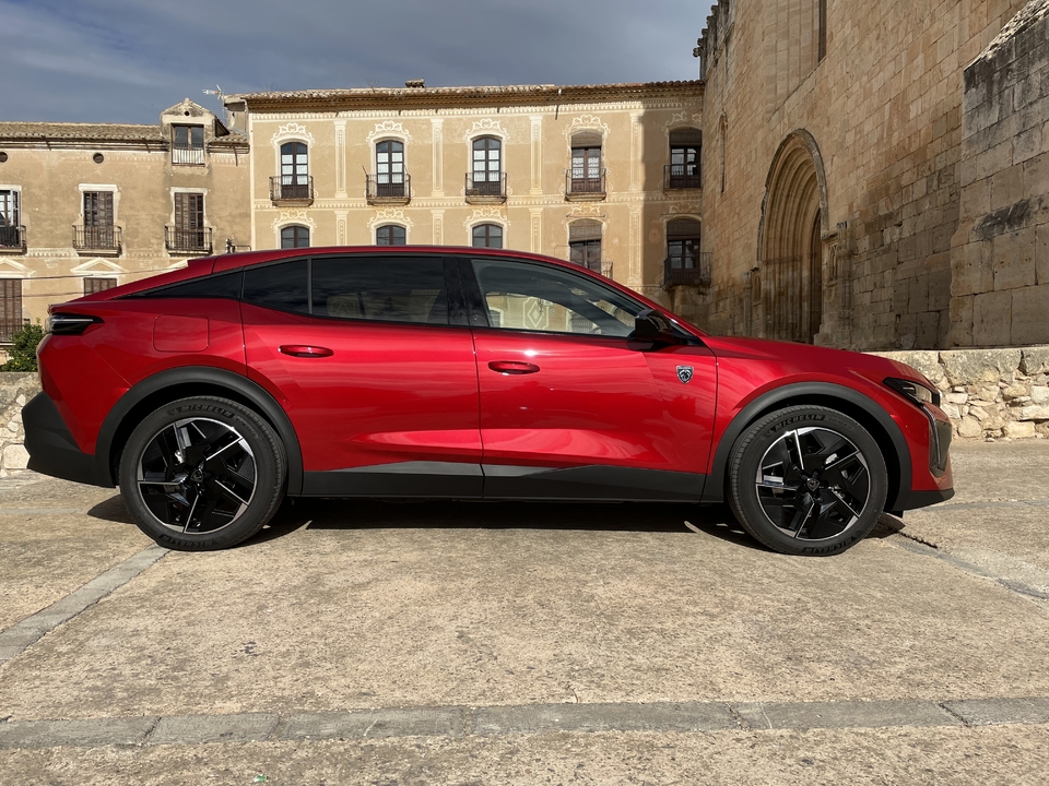 Essai vidéo - Peugeot 408 (2022) : un profil intéressant ? - Page 3