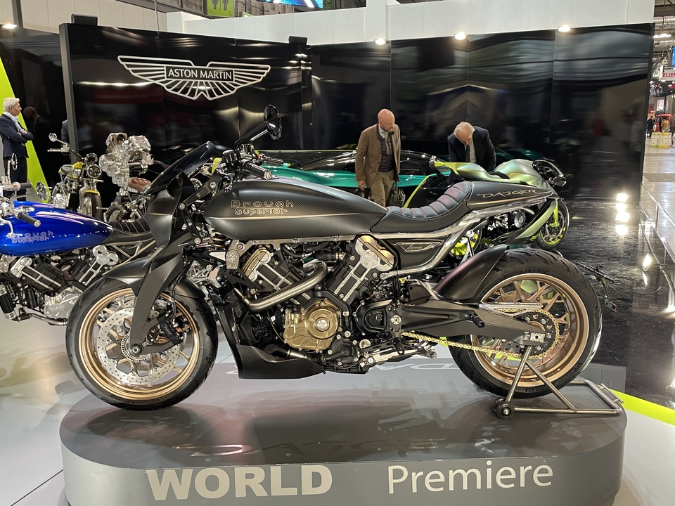 Salon de Milan 2022 : Brough Superior Dagger