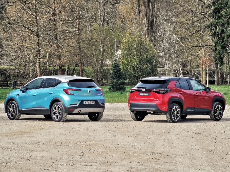 Toyota Yaris Cross vs Renault Captur : la référence française va-t-elle ...