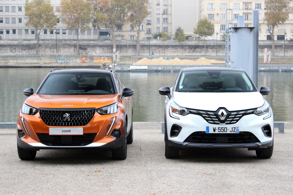 Comparatif vidéo - Peugeot 2008 VS Renault Captur : duel de stars.