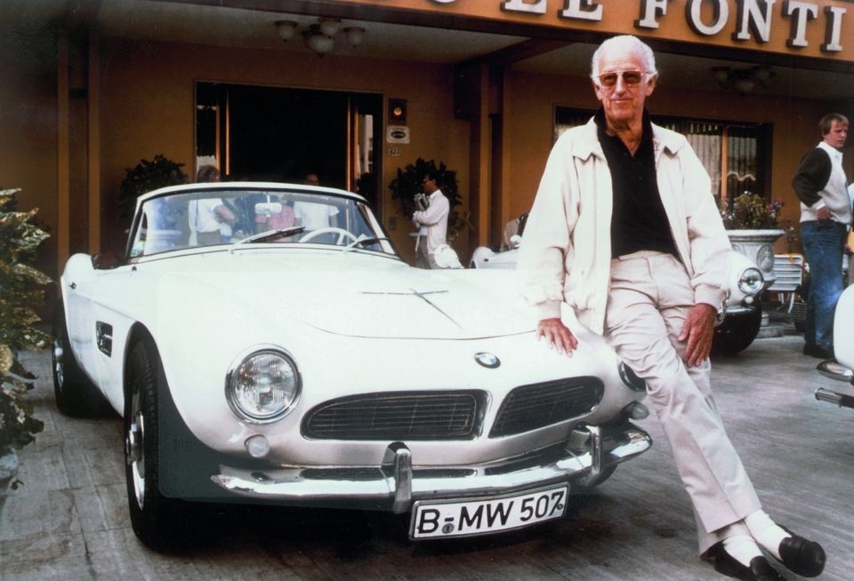 DESIGNERbyBELLU - Albrecht Goertz, le père d’une icône, la BMW 507