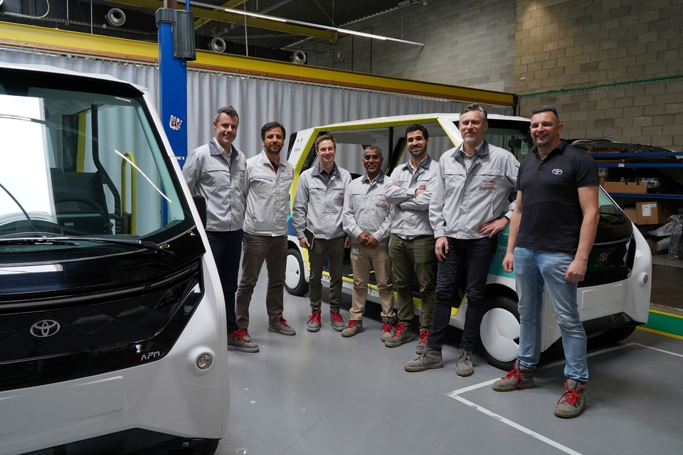 Tout savoir sur le Toyota APM, la navette officielle des Jeux Olympiques