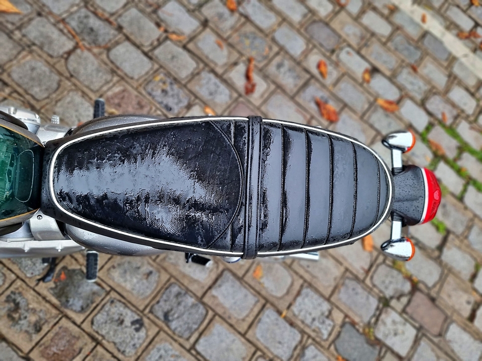 Comparatif - Triumph Bonneville T120 Vs Brixton Cromwell 1200 : enquête ...