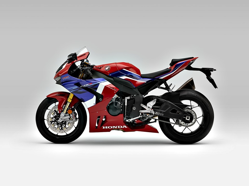 Nouveauté 2020 - Honda CBR 1000 RR-R : 4R, mais sans V4