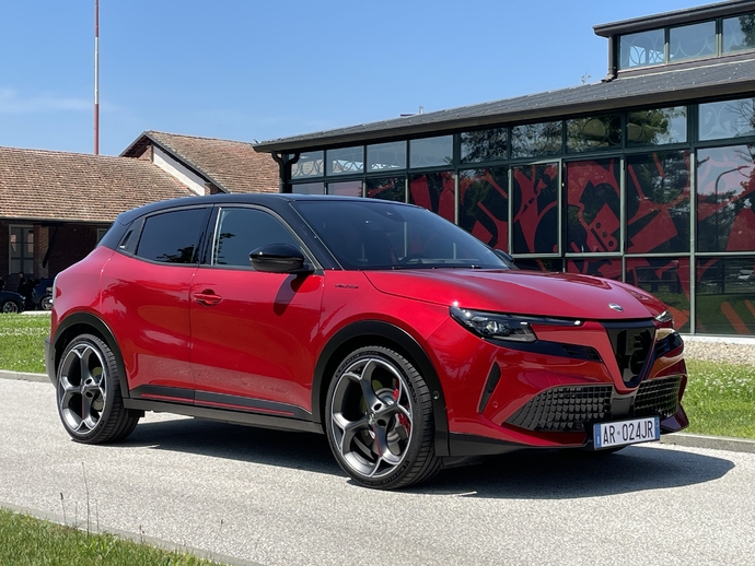 Alfa Romeo Junior Benzin