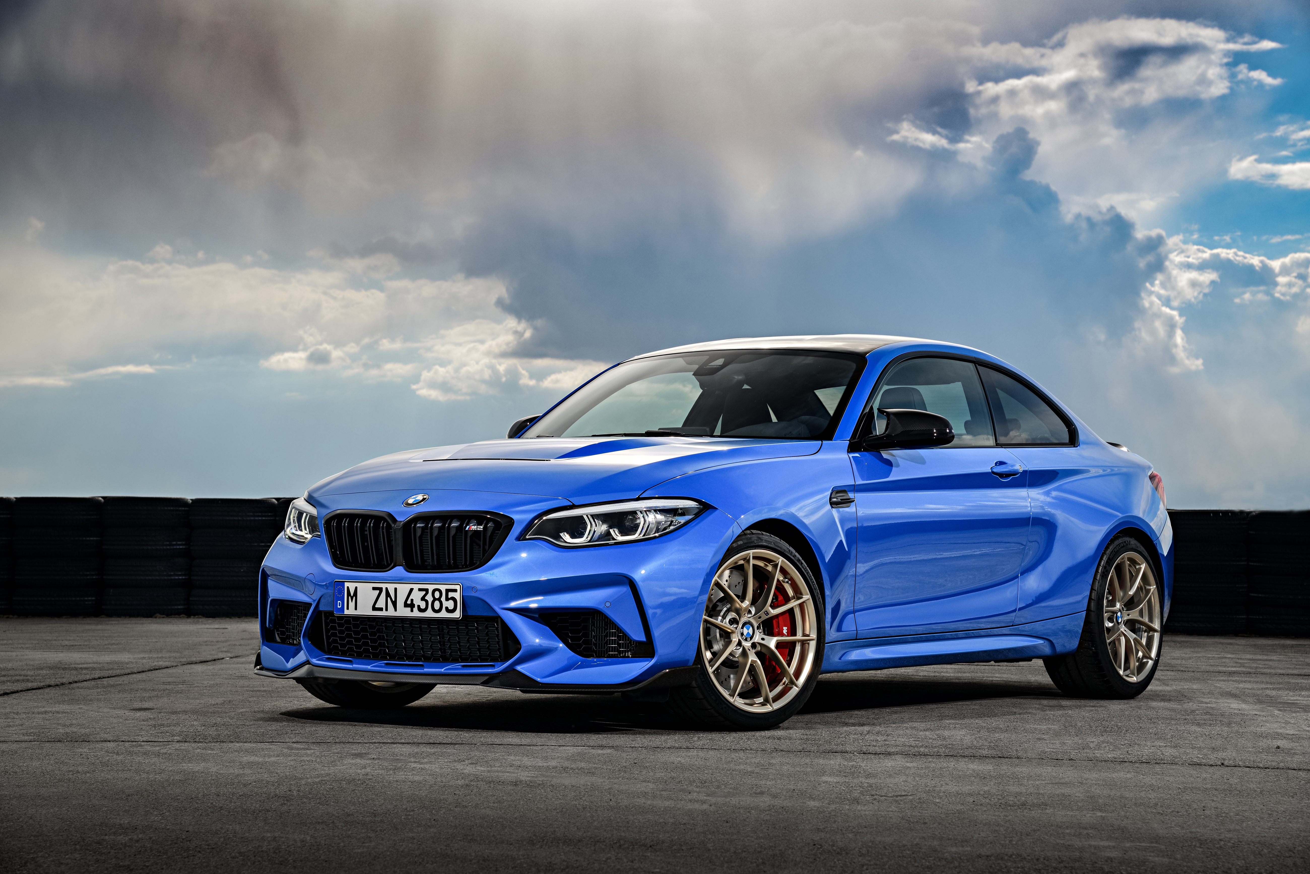 BMW D voile La M2 CS De 450 Ch BMW D voile La M2 CS De 450 Ch