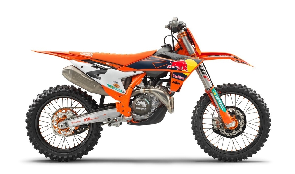 KTM 450 SX-F Factory 2023 : rendez-vous en janvier pour la bombe orange