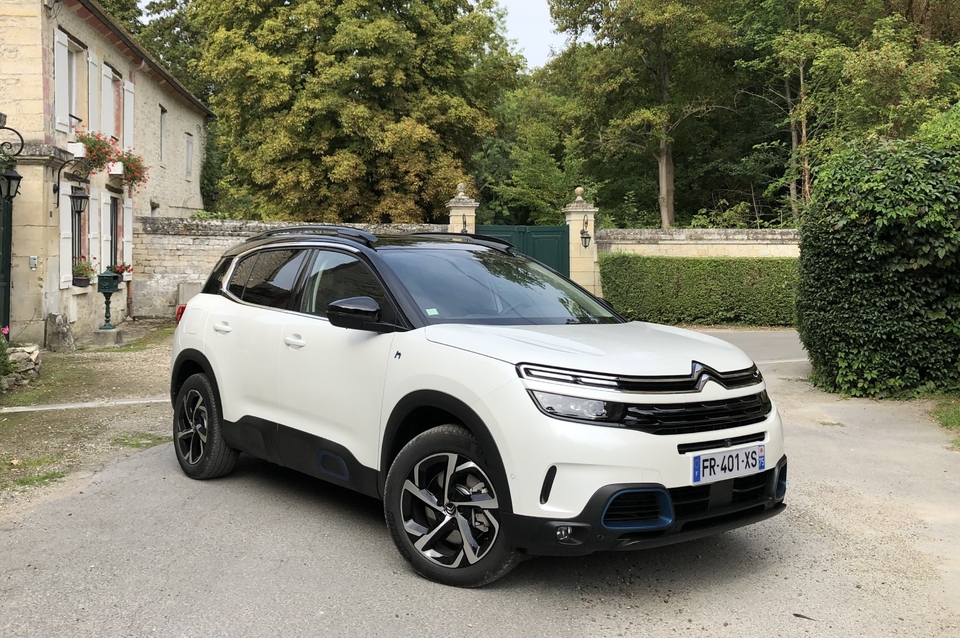 Quelles sont les meilleures voitures hybrides rechargeables entre 15 ...