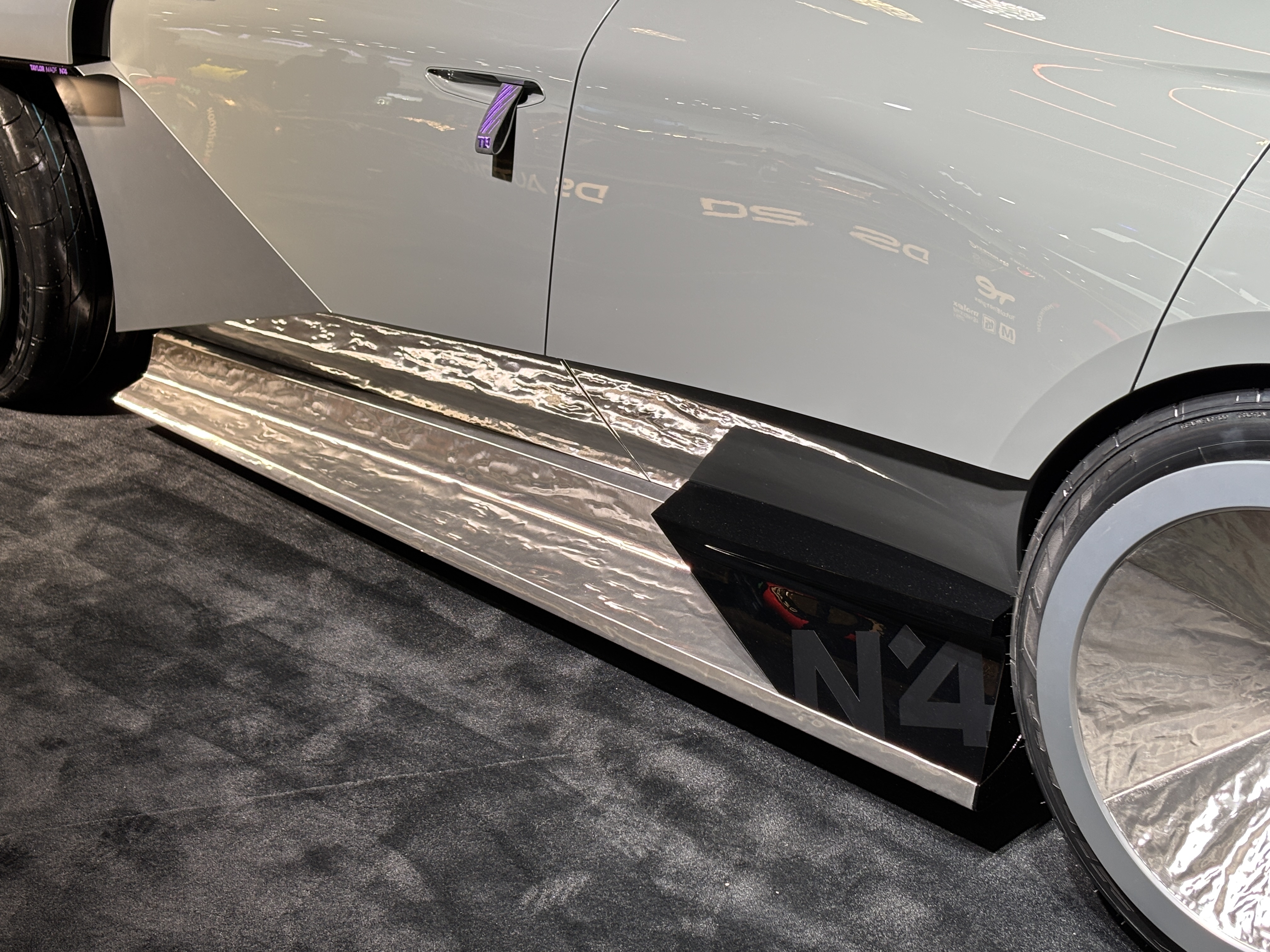 Quelle est cette drôle de DS n°4 dévoilée au salon de Bruxelles