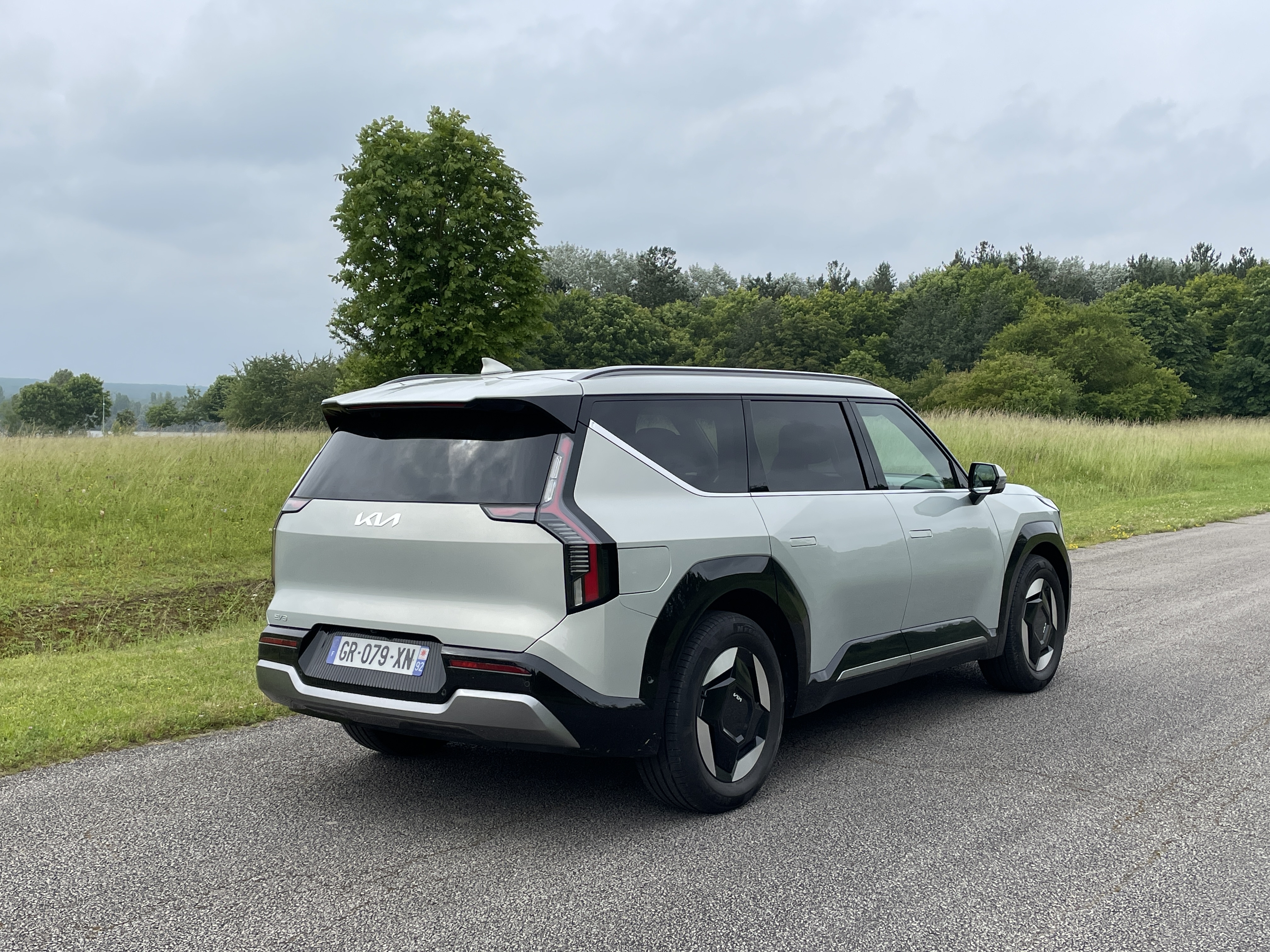 Le Kia EV9 de base est étonnant - Page 4
