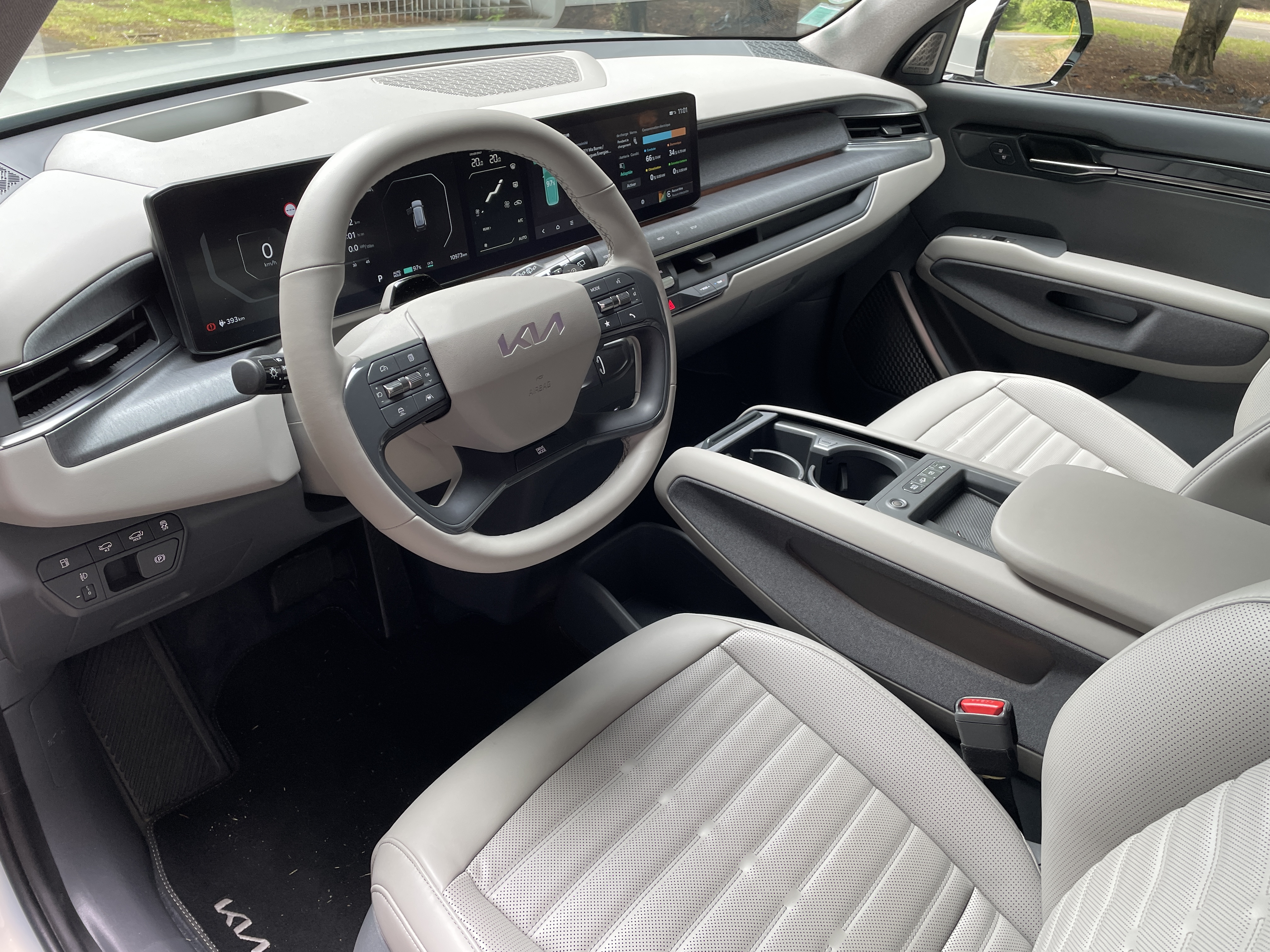 Le Kia EV9 de base est étonnant - Page 2