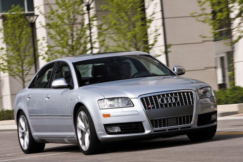 Audi S8 (2e Generation) : essais, fiabilité, avis, photos, prix