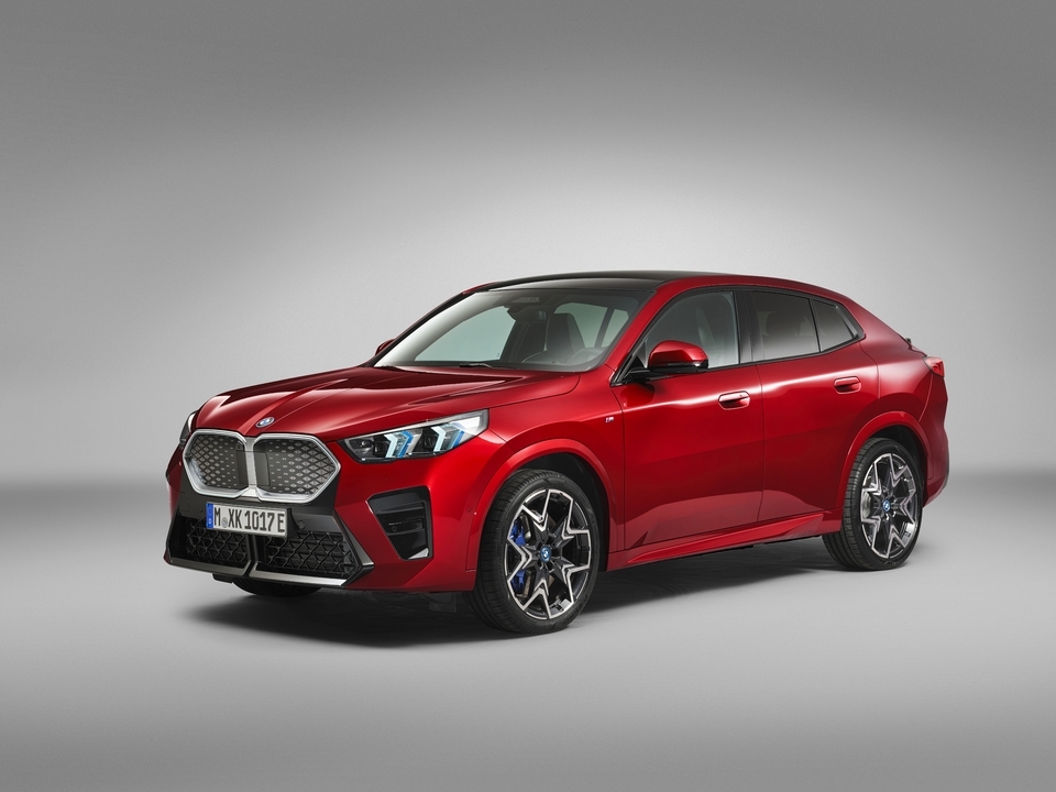 Bmw Ix2 U10 : essais, fiabilité, avis, photos, prix