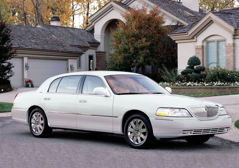 Lincoln Town Car : essais, fiabilité, avis, photos, prix
