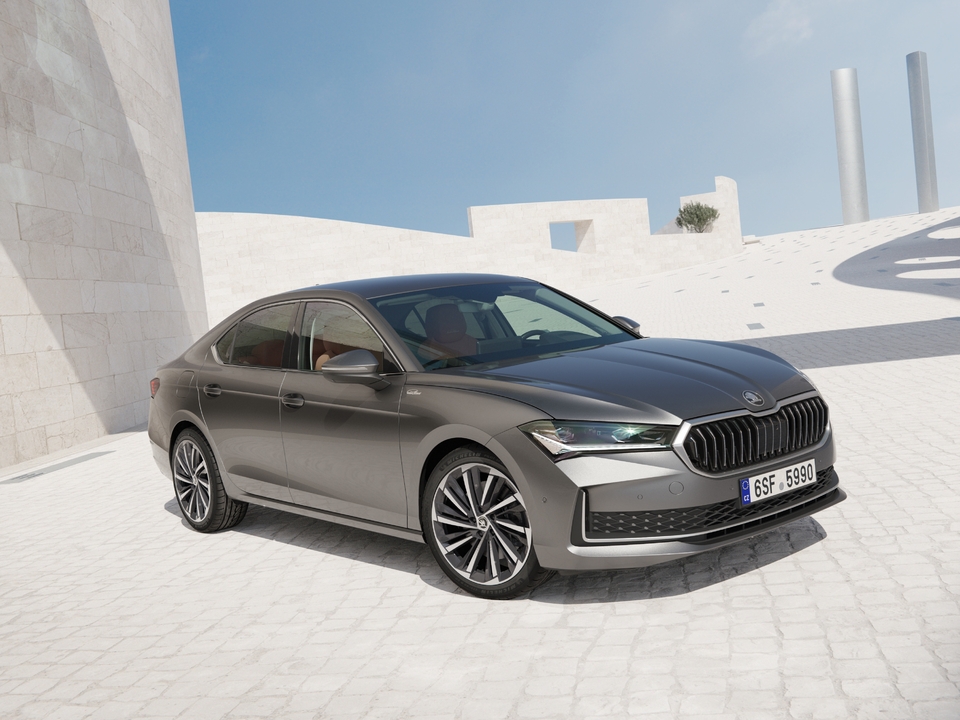 Skoda Superb 4 : essais, fiabilité, avis, photos, prix