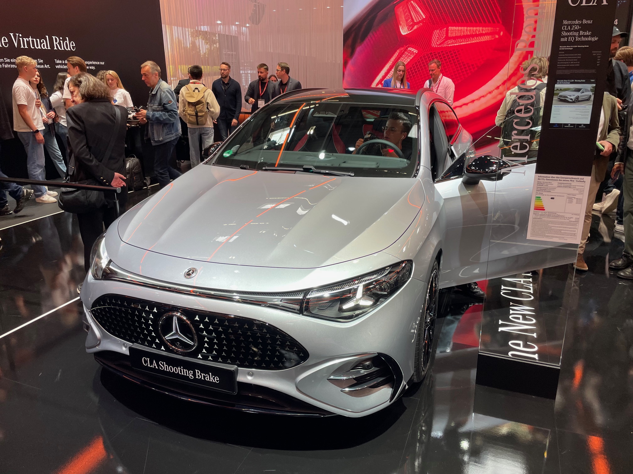 La Mercedes CLA Shooting break ne sera pas qu'électrique - En direct du ...