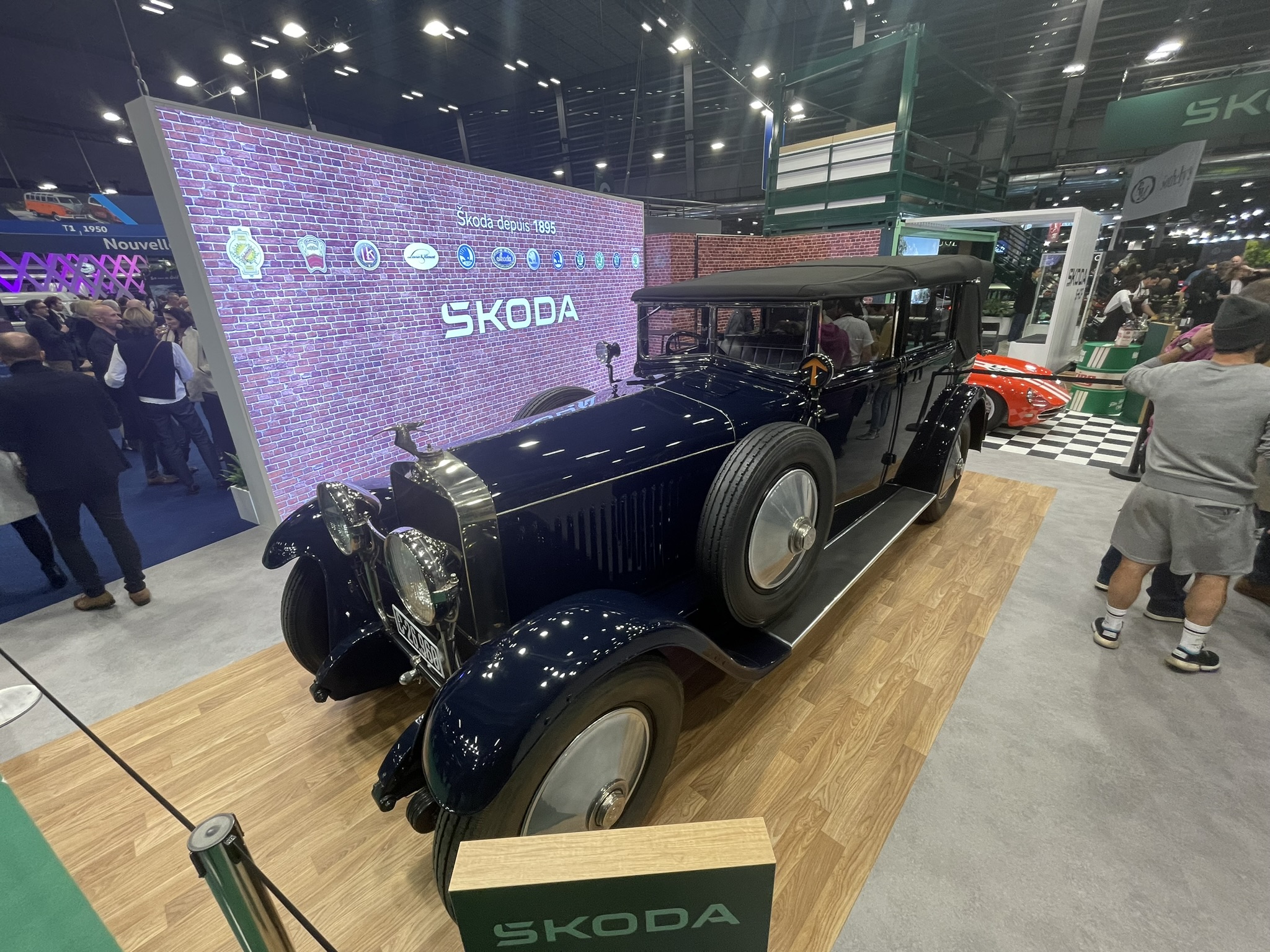 Rétromobile 2024 : Skoda rappelle qu'elle était jadis une marque de ...