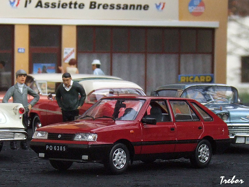 1/43ème - FSO Polonez Caro