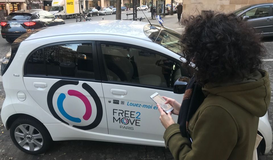Free floating - On a testé Free2 Move dans les rues de Paris