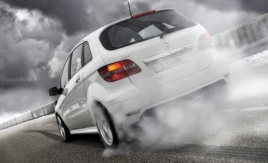 Mercedes B55: un V8 de 380 ch dans une Classe B!