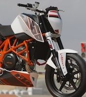 Une Duke uniquement pour la piste: la KTM 690 Duke Track est en approche...