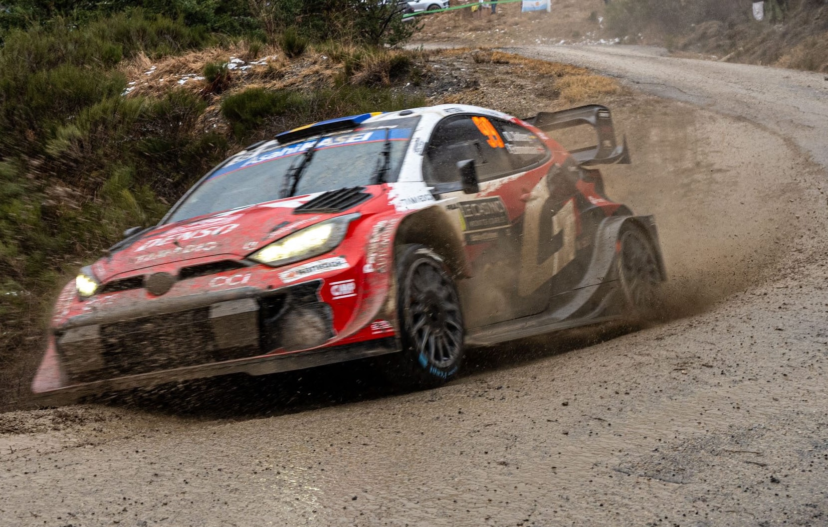 Le jeune vainqueur du Rallye Monte-Carlo 2026 est sorti de la route deux fois avant de gagner