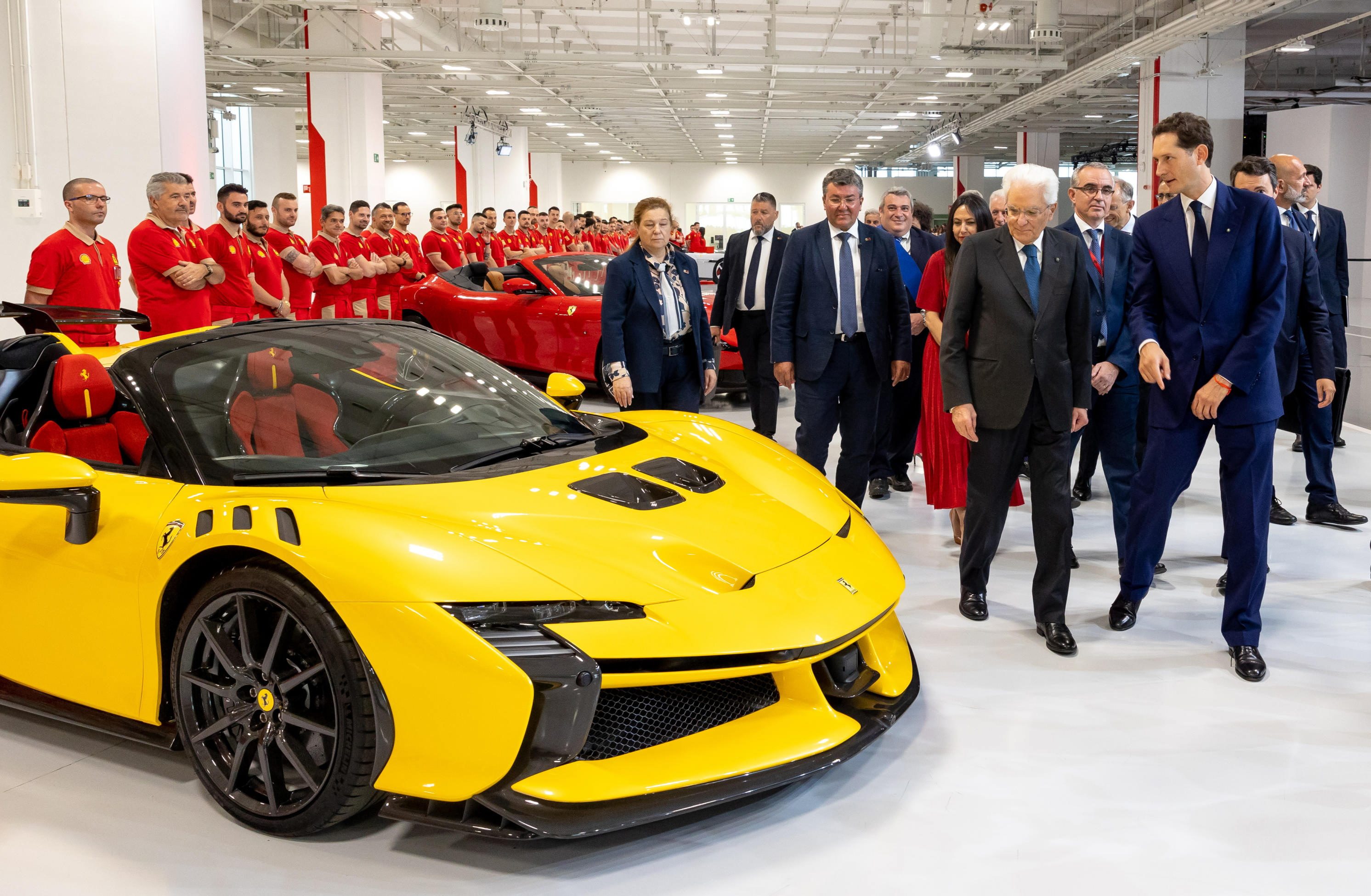 Les employés de Ferrari vont être beaucoup mieux récompensés que ceux ...