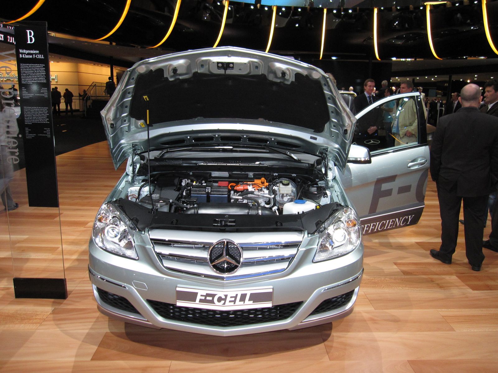 La production de la Mercedes-Benz classe B F-CELL à l'hydrogène a débuté